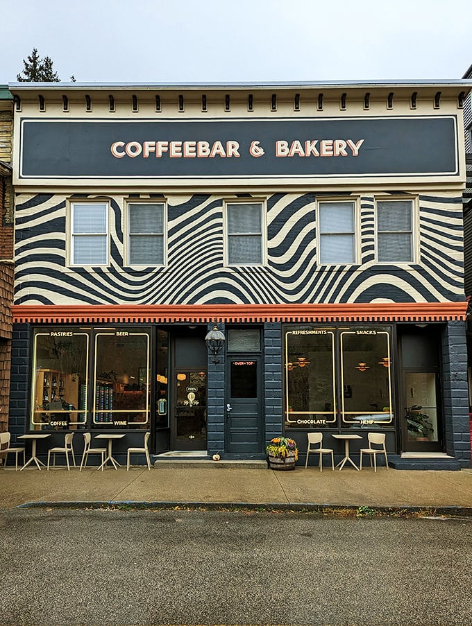 TipTop's hypnotic facade isn't just eye candy – inside awaits coffee that would make Seattle jealous and pastries worth setting your alarm for.