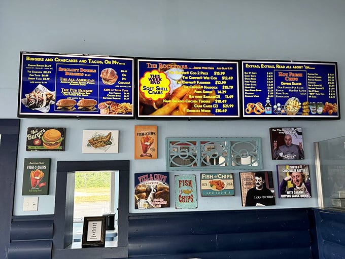 The menu board tells a story of maritime delights – from classic cod to soft shell crab sandwiches. Decision paralysis has never been so delicious.