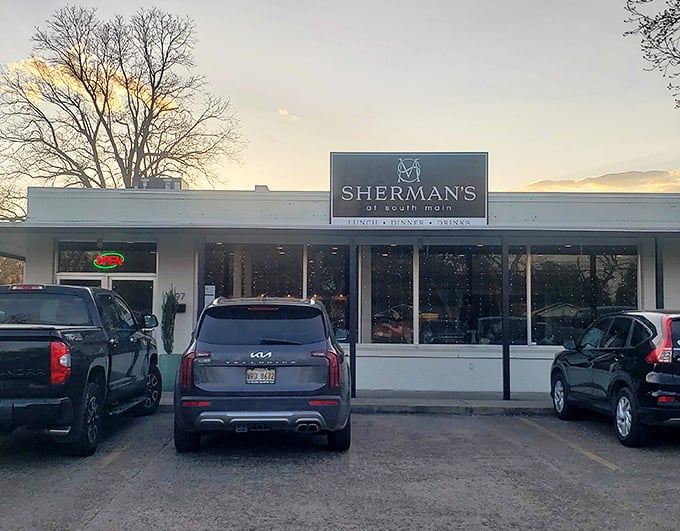 Sherman's restaurant beckons hungry visitors with the promise of Delta cuisine that satisfies both the stomach and the soul.