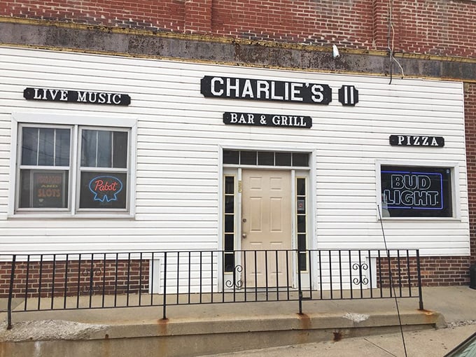 Charlie's II doesn't need fancy frills—just perfectly crispy pizza, cold beer, and the promise of live music that brings the whole town together.