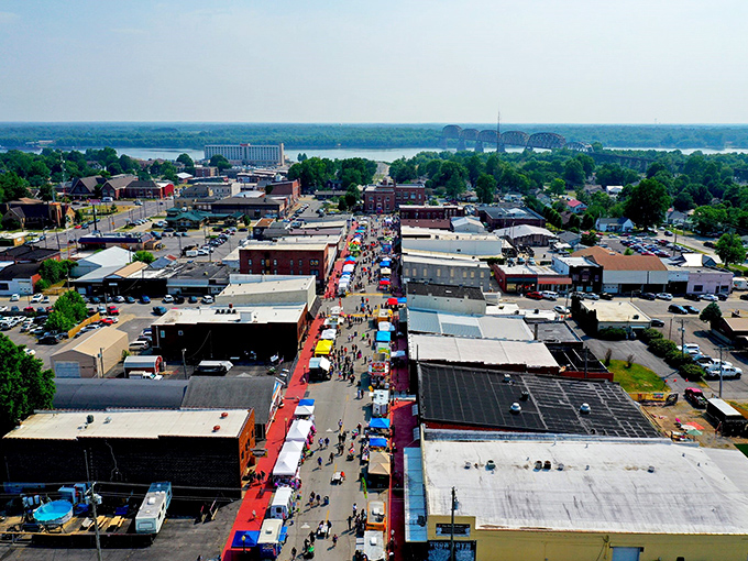 Superman stands tall in Metropolis, Illinois – the only place where "faster than a speeding bullet" might describe how quickly you'll fall in love with small-town charm.