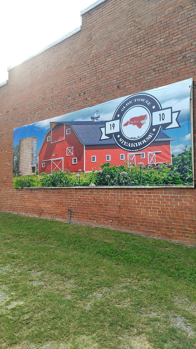 That mural says it all—Olde Towne Steakhouse proudly waves the North Carolina beef flag in the tiniest of towns.