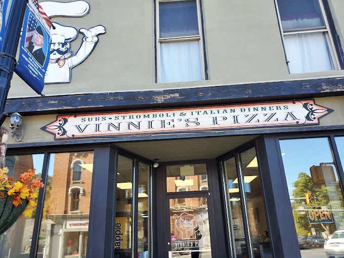 Vinnie's Pizza: Small town, big flavor. This unassuming storefront is the Clark Kent of pizza joints—secretly super.