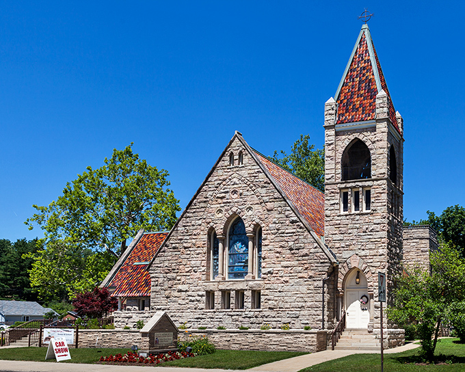 The heart of Elkins welcomes you with historic buildings and shops where prices haven't changed with the times. 