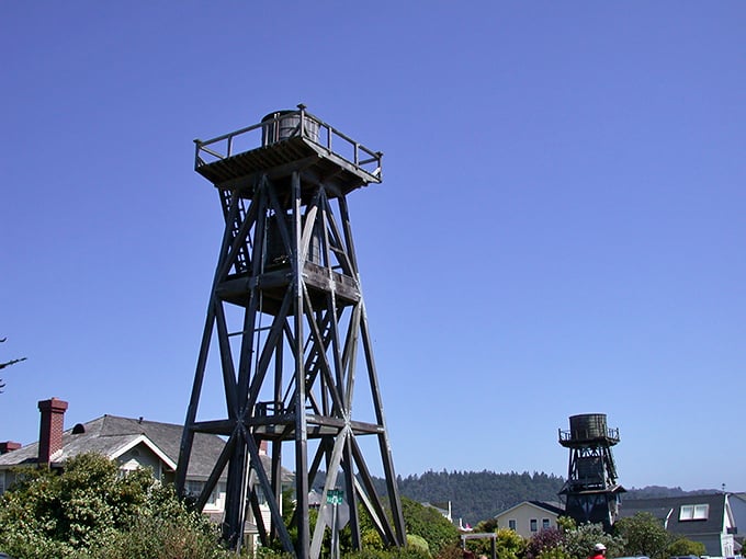 These historic Mendocino buildings have been posing for painters and photographers since before Instagram made it cool.