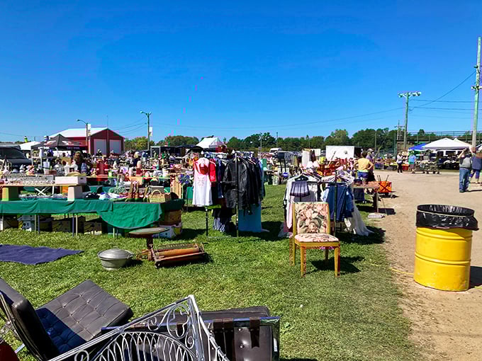 Rows of vendors create Springfield's version of Main Street shopping, circa 1950. Who needs a time machine when you have a good flea market?