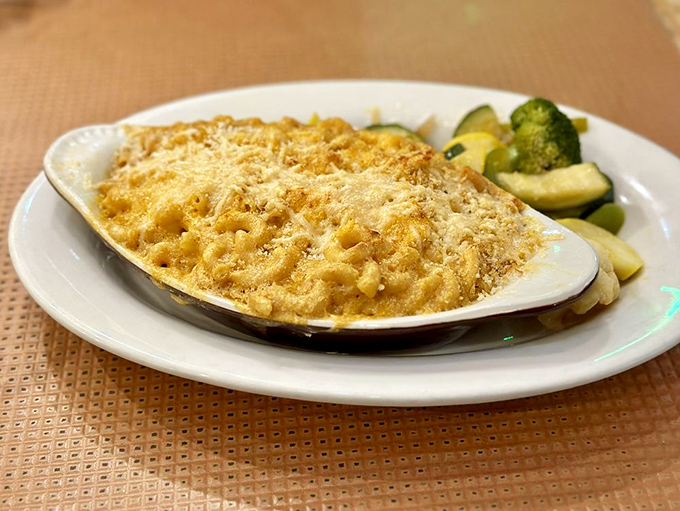 Golden, bubbling, and unapologetically decadent—this mac and cheese doesn't just comfort the soul, it throws a party for your taste buds.