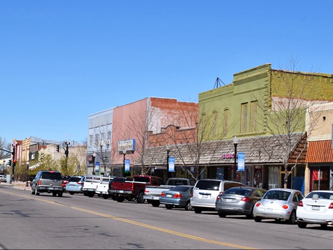 Fort Morgan's tree-lined streets offer small-town simplicity where your Social Security check stretches like saltwater taffy.