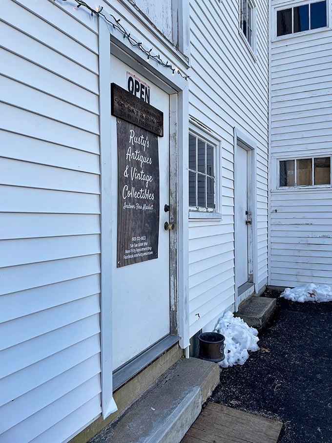 Unassuming entrance, extraordinary finds. Rusty's door is like a wardrobe to Narnia for vintage lovers.
