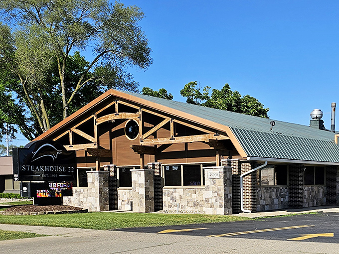 Steakhouse 22's lodge-inspired design practically whispers "come in, get comfortable, and prepare for meat magic."