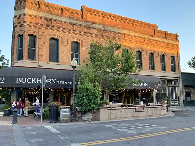 This historic brick building has witnessed generations of happy diners. If walls could talk, they'd say "Order the prime rib!"