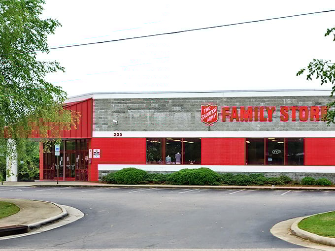 The Salvation Army's iconic red and white color scheme welcomes bargain seekers. Thrifting with a purpose!