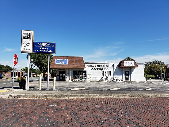 Tina & Joe's Café combines antiques and comfort food – because nothing complements vintage shopping like a slice of homemade pie that tastes like your grandmother's kitchen.