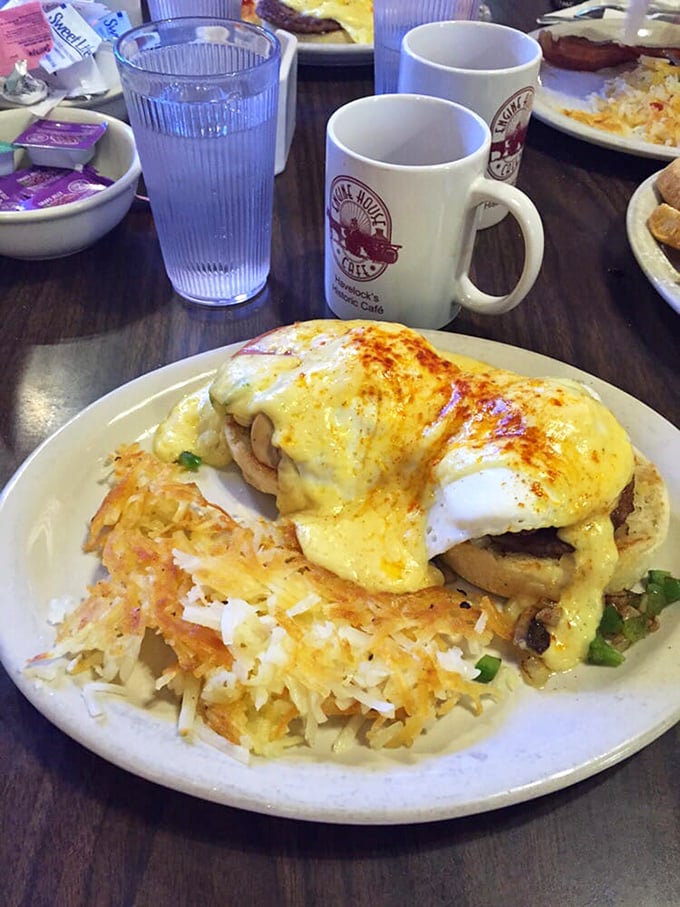 When vegetables crash the Benedict party, magic happens. This veggie version proves plant-based can play in the big leagues of breakfast indulgence.