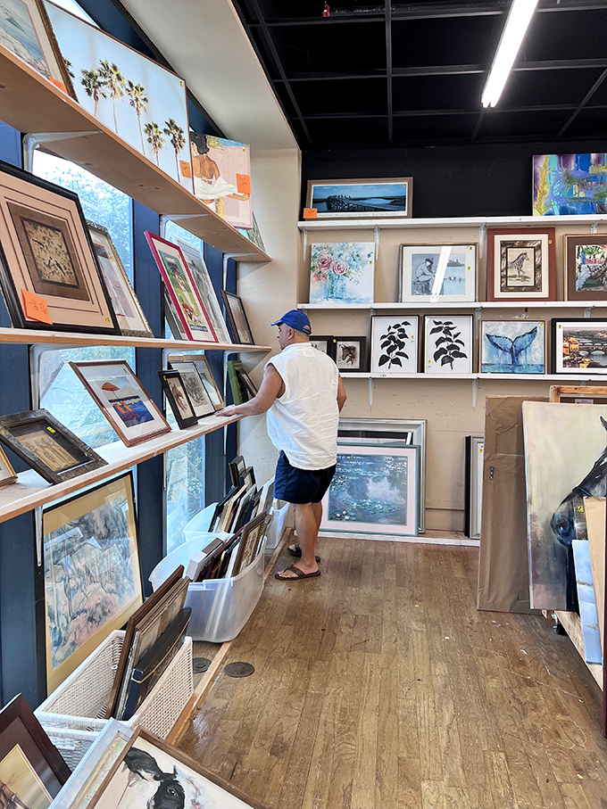 The art section attracts connoisseurs and curious browsers alike—where else can you find oceanscapes next to abstract expressionism for pennies?