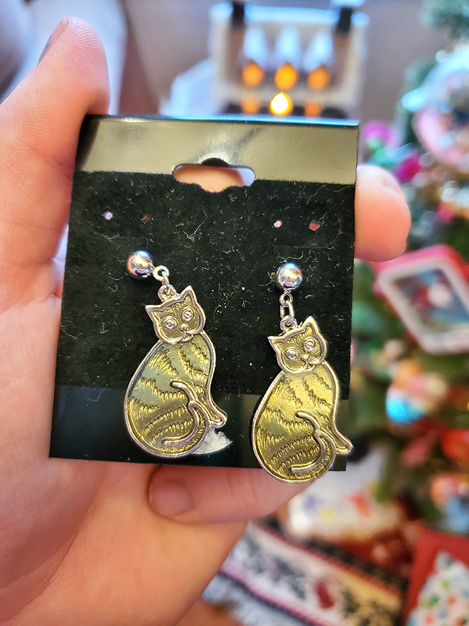 These golden cat earrings prove that even in thrift stores, feline fashion never goes out of style.