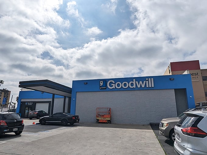 Goodwill on Sunset Boulevard—where Hollywood dreams meet budget-friendly reality. The blue facade promises star-worthy finds without the star prices!