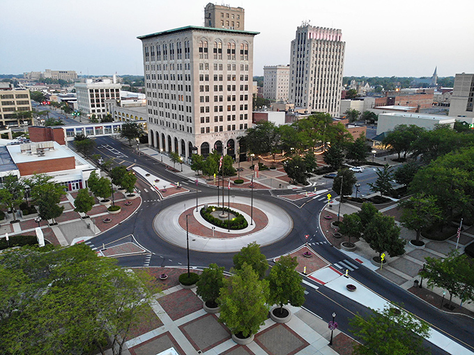 Cambridge rolls out small-town hospitality like a red carpet, minus the Hollywood price tags. 