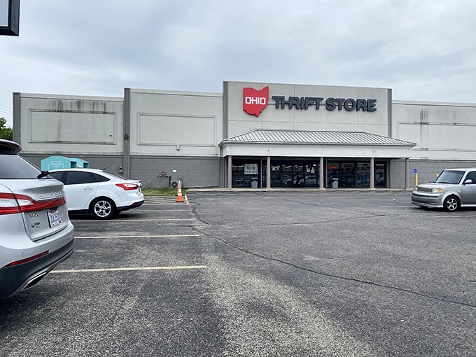 The Ohio-shaped sign says it all – this thrift store is pure Buckeye bargain bliss.