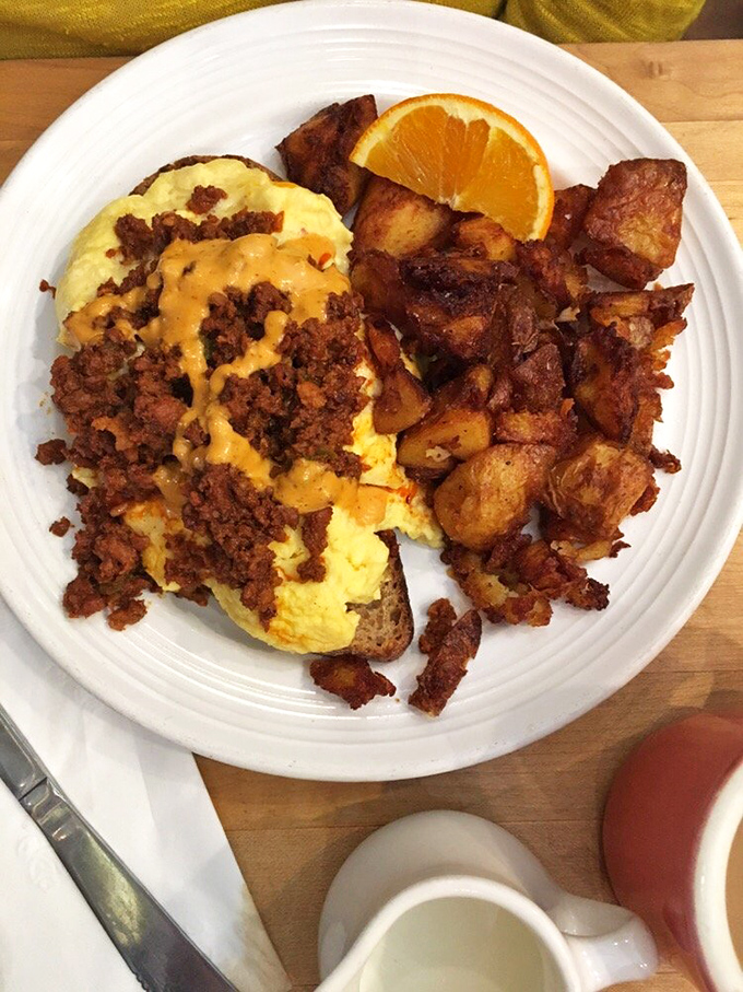 Chorizo and eggs – a timeless breakfast romance that's spiced things up since long before dating apps existed.