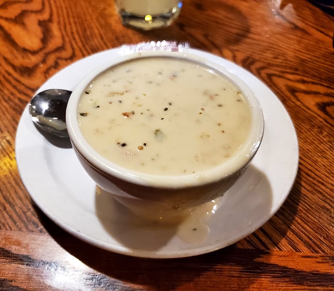This isn't just soup—it's a creamy clam chowder that would make a New Englander nod in respectful approval, 2,000 miles from the Atlantic.