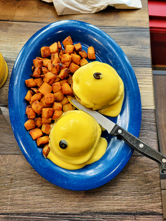 Eggs Benedict: where hollandaise dreams come true. Those golden orbs of perfection might just be worth crossing the causeway for.