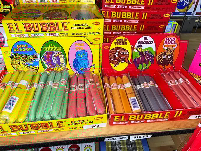 El Bubble cigars in a rainbow of flavors – the closest most of us ever got to feeling like Groucho Marx on the playground.