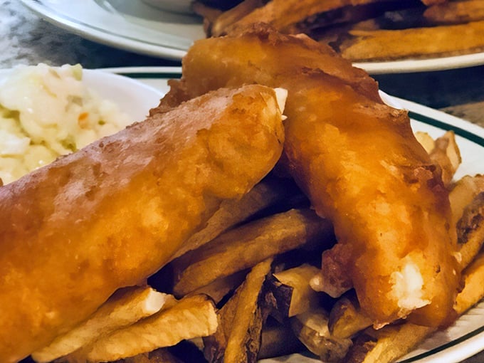 Golden-battered fish that crunches like autumn leaves, paired with hand-cut fries – the Friday ritual that unites Wisconsinites more effectively than any religion.