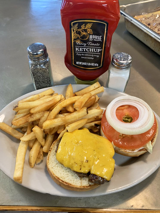 This isn't just a cheeseburger – it's edible proof that simple pleasures, executed perfectly, still outshine any trendy food fad.