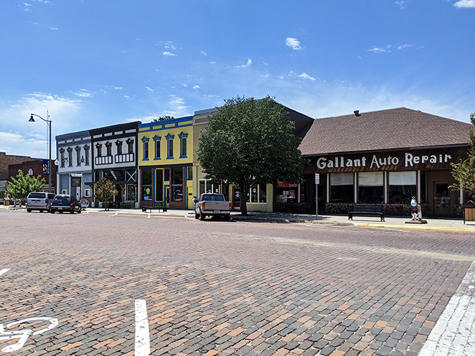 These vibrant storefronts are Lindsborg's mood enhancers—who needs therapy when you've got a downtown painted in colors that would make Pippi Longstocking proud?