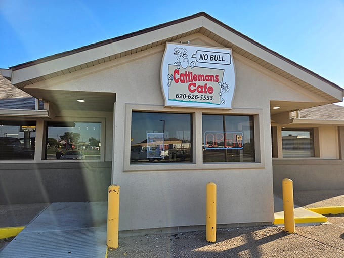 "No Bull" says it all at Cattleman's Cafe. When your sign features cartoon cows, you'd better know your steaks!