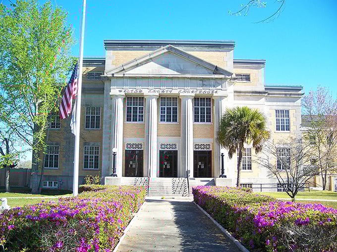 DeFuniak Springs' historic downtown surrounds its famous circular lake. Victorian architecture that would make Downton Abbey fans swoon.