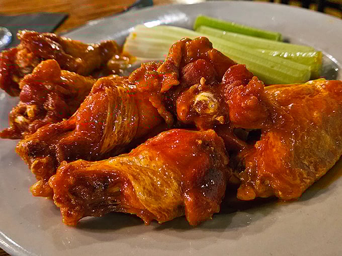 These buffalo wings aren't just good for a seafood joint – they're good enough to make Buffalo, NY jealous.