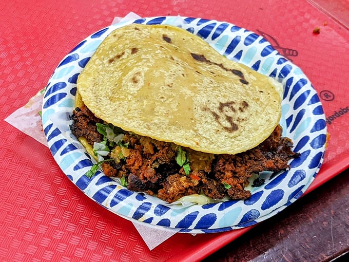 The chorizo mulas—like the taco's sophisticated older cousin who studied abroad and came back with new ideas.