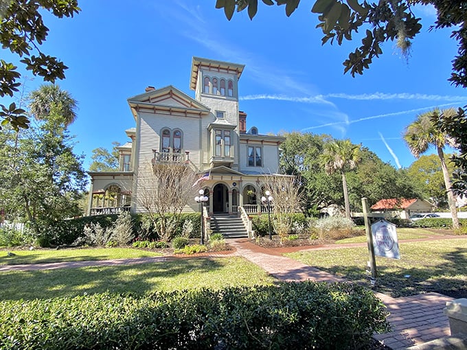 Fairbanks House stands as a Victorian masterpiece, with more architectural flourishes than your grandmother's china cabinet collection.