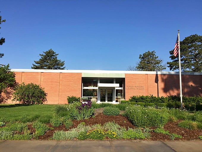 Lindsborg's art gallery doesn't just display creativity—it celebrates it with the same enthusiasm Swedes reserve for midsummer and cinnamon buns.