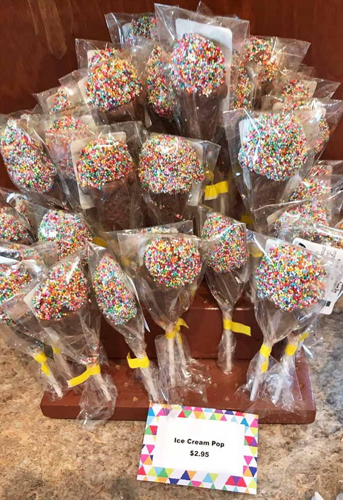 Ice cream pops dressed for their quinceañera in sprinkle finery—proof that chocolate on a stick is fashion-forward.