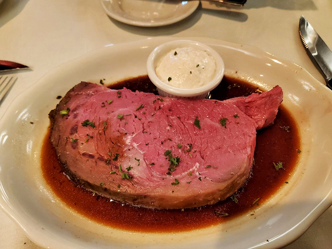 When "queen-sized" actually means something—this prime rib rules with delicious authority.