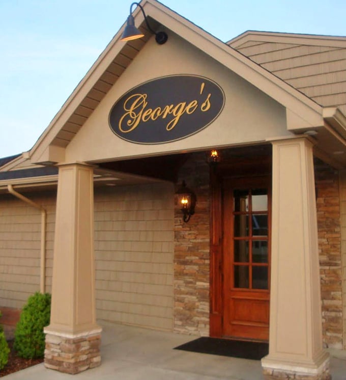 Classic, understated elegance – because when your steaks have been legendary for decades, you don't need flashy signs.