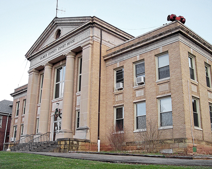 The streets of Glenville offer college-town amenities with prices that won't require a master's degree in budgeting. 