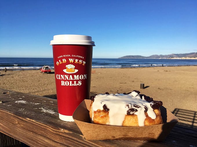 Ocean views and cinnamon rolls—a pairing more perfect than peanut butter and jelly. This is what California dreams are made of.