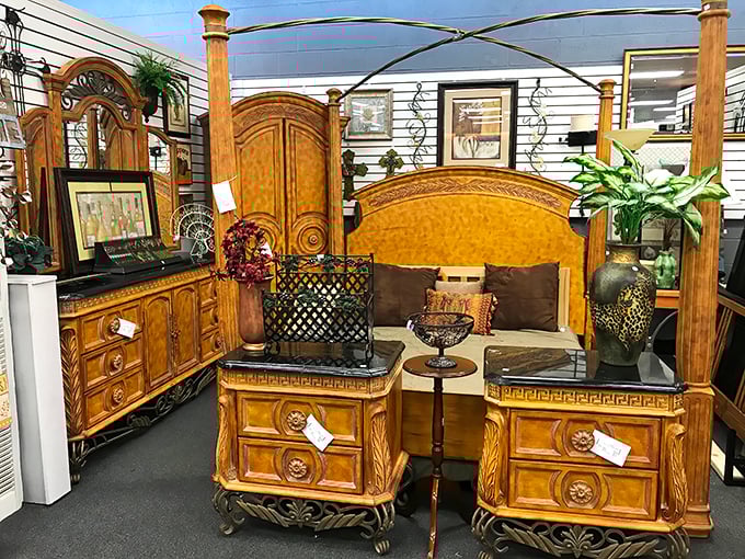 This bedroom set isn't just furniture—it's practically royalty in wood form. Marie Antoinette would approve, minus the whole revolution thing.