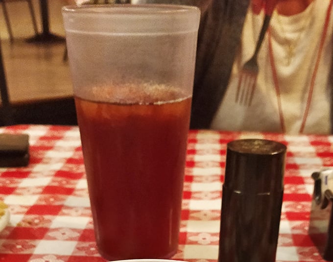 Even the beverages here understand the assignment – refreshing simplicity that lets the seafood shine brightest.