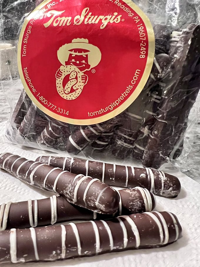 Chocolate-dipped pretzel sticks—where Pennsylvania tradition meets dessert indulgence. The perfect sweet-salty romance in every bite.