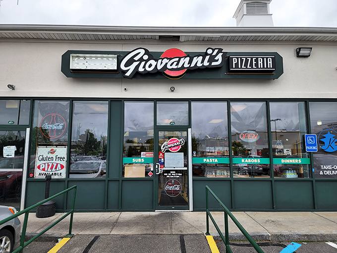 Giovanni's modern storefront might be in a strip mall, but don't let that fool you - inside is pizza worth writing home about!