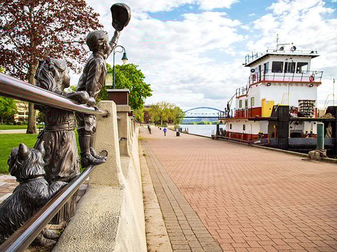 The mighty Mississippi flows past La Crosse, carrying barges, memories, and the occasional brave kayaker who underestimated the current.
