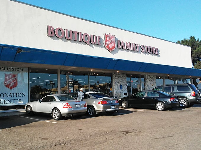 Cars line up outside like eager students on the first day of Bargain Hunting 101 at this San Diego institution.