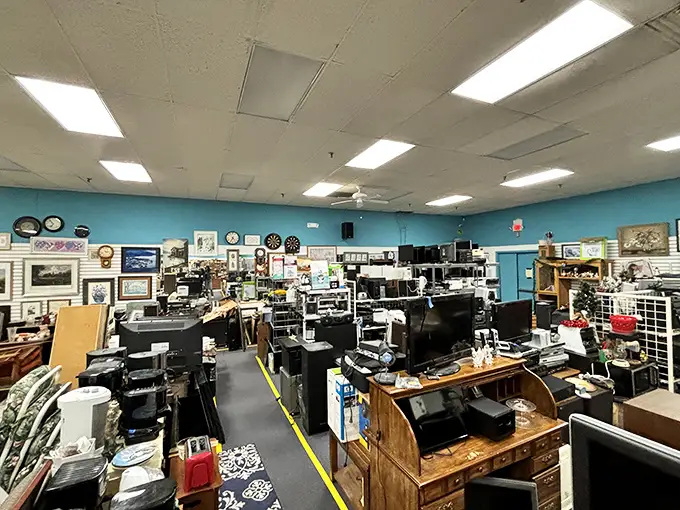 The electronics graveyard—where yesterday's cutting-edge technology finds new purpose. That vintage receiver might outlive your smartphone!