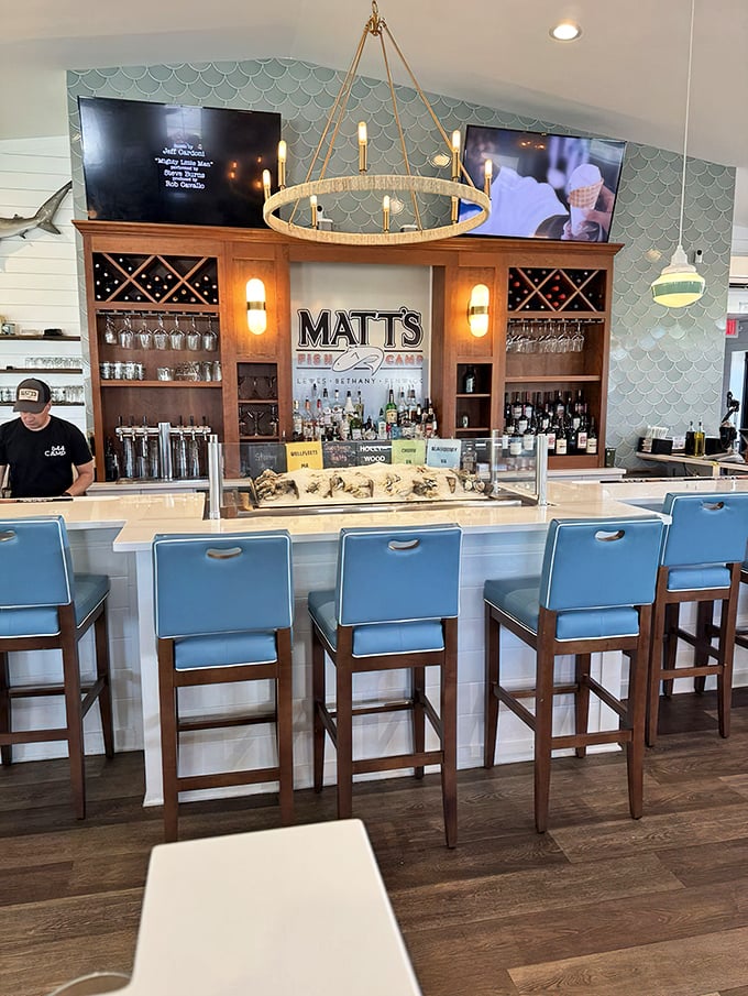 The bar at Matt's Fish Camp isn't just serving drinks—it's serving coastal ambiance with a side of "why don't we live here all year round?"
