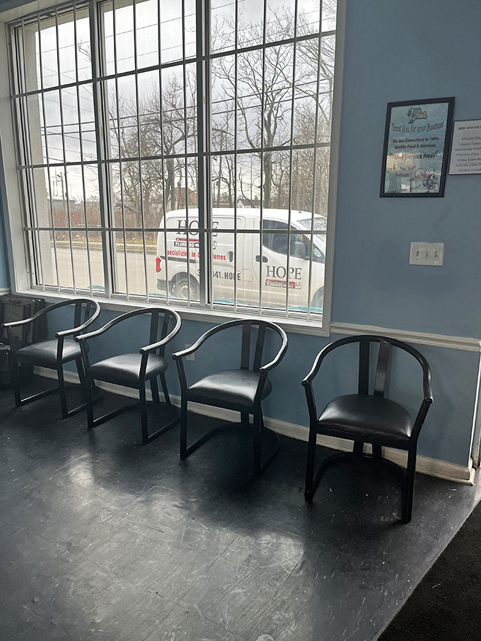 The waiting area—where anticipation builds as the aroma of frying seafood works better than any fancy hostess to welcome you in.